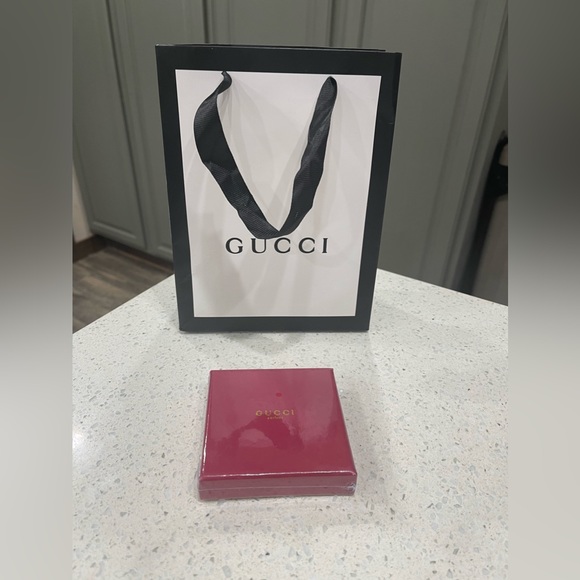 Gucci | Accessories | Gucci Mirror Nib Wbag Sealed | Poshmark